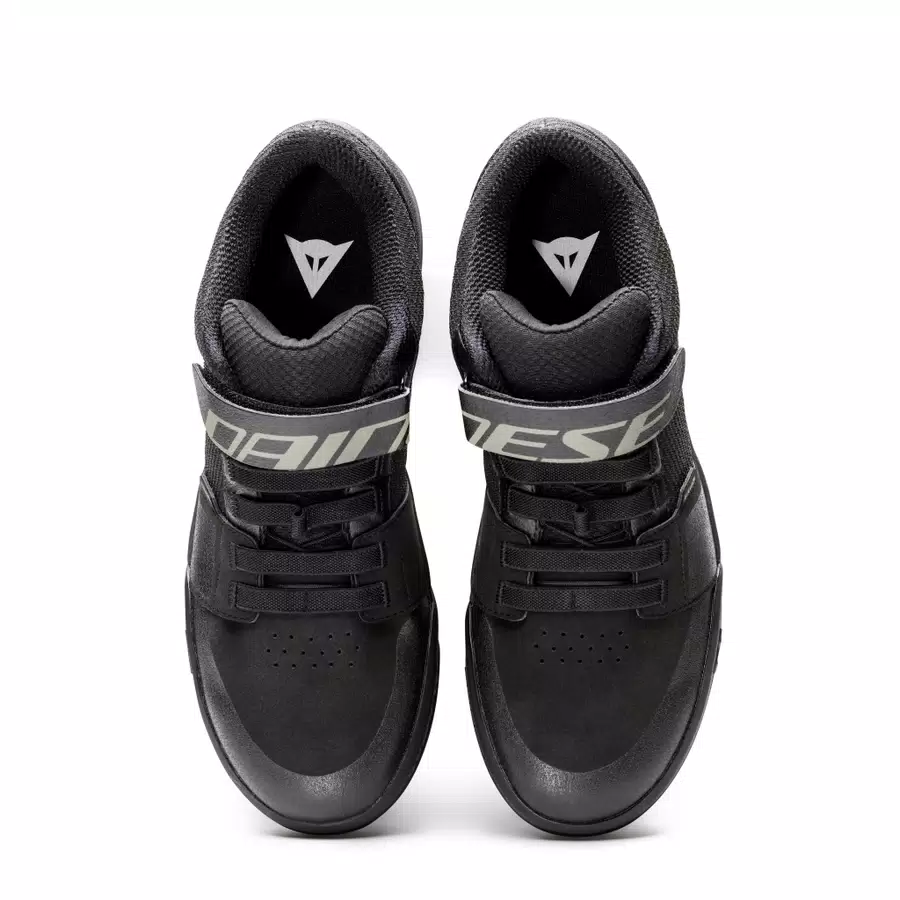 Men’s MTB Shoes: Performance & Grip for Every Ride | Dainese