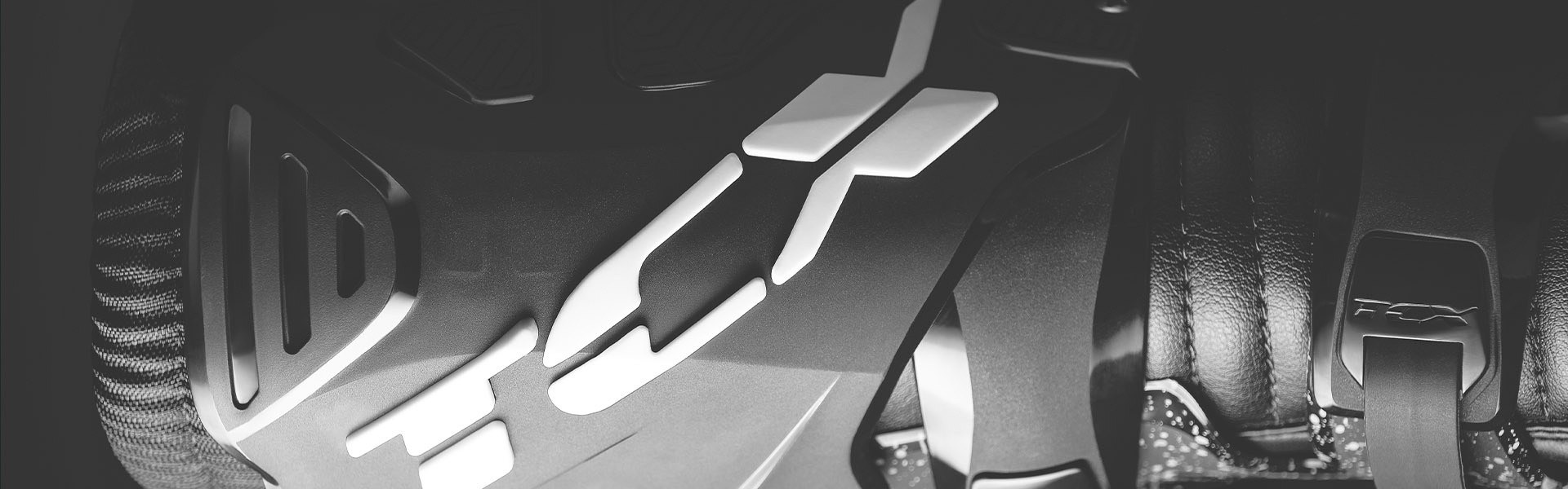 Motorcycle boots, shoes & sneakers for Men and Women | TCX