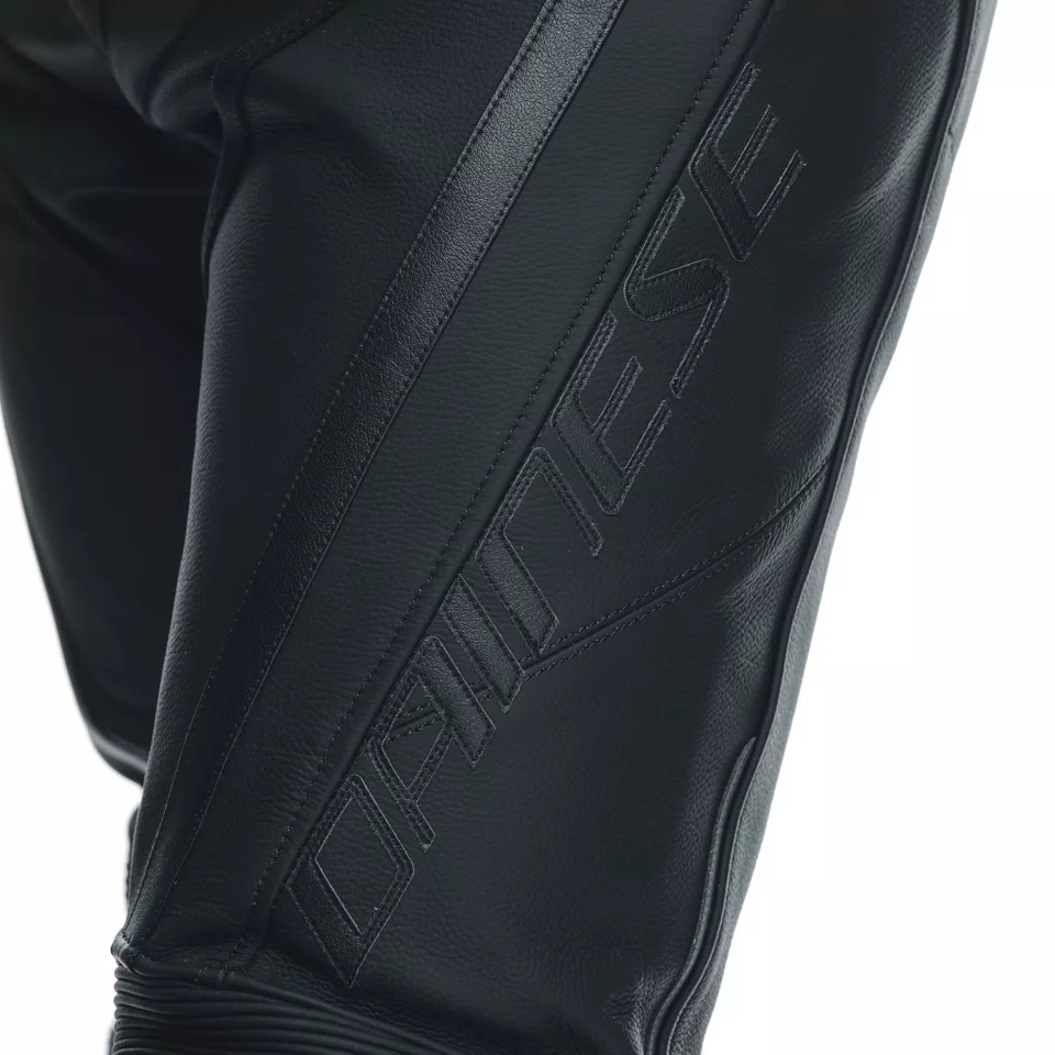 DELTA 4 LEATHER PANTS | BLACK/BLACK | Dainese
