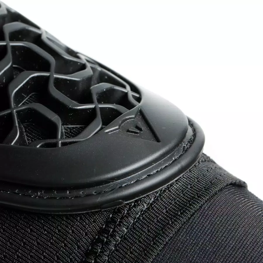 MTB Elbow pads, Elbow protection Gravel & Enduro | Dainese