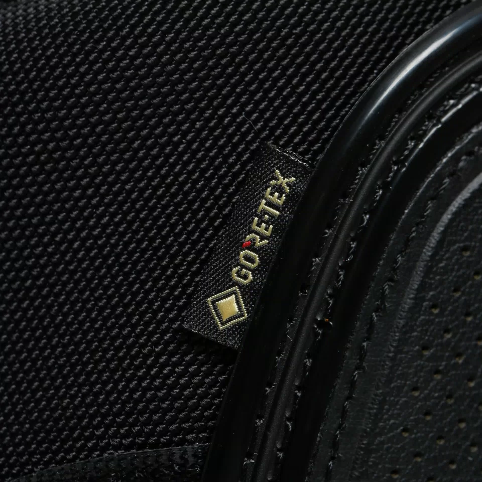 SPORT MASTER GORE-TEX® BOOTS | BLACK | Dainese